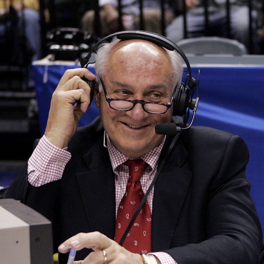 Emmy award-winning college basketball broadcaster Billy Packer dies of ...
